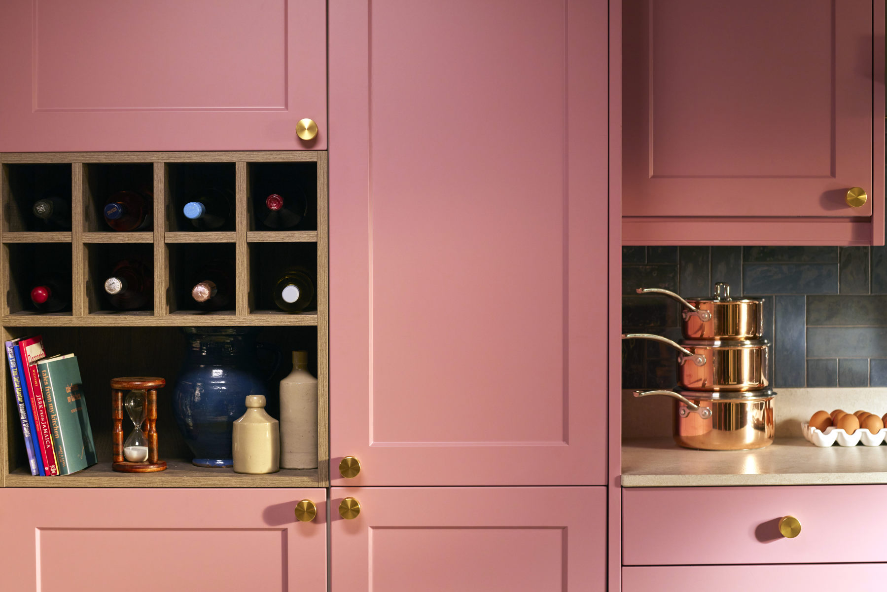 Shaker Chelsea Ermine Kitchen in Dusty Rose Pink | Wren