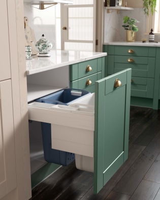 Kitchen Storage Solutions | Wren Kitchens