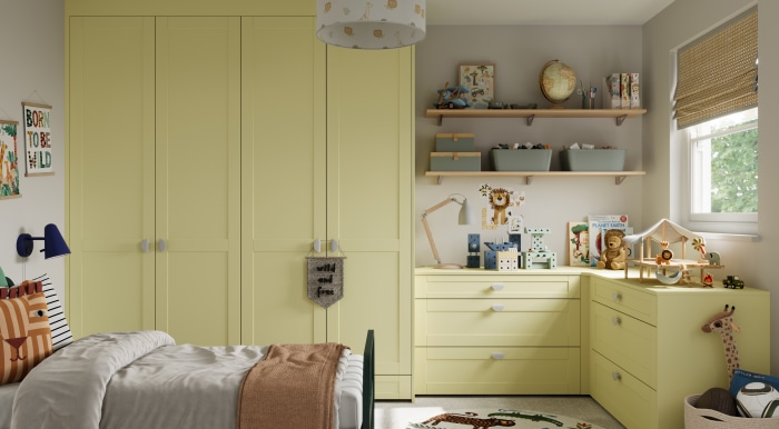 Shaker Classic Ermine Children's Bedroom in Piña Colada | Wren