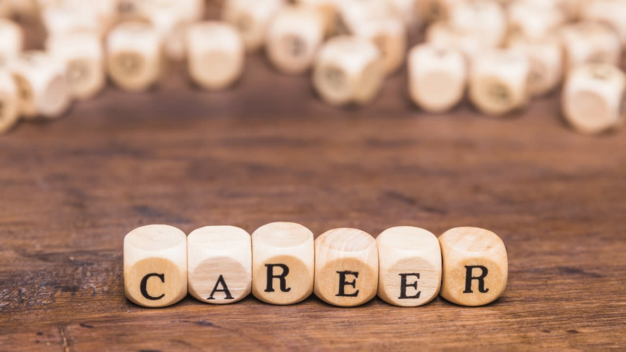 Cara Memilih Karir yang Tepat dan 4 Tips Masuk Dunia Kerja | MUFDana