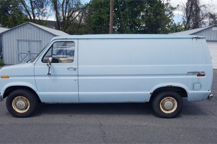 1981 Ford E-150 Econoline Van. Online Government Auctions of Government ...