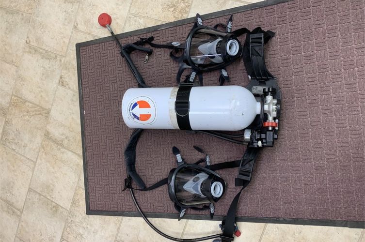 SURVIVAIR LOW PRESSURE SCBA Online Government Auctions of Government ...