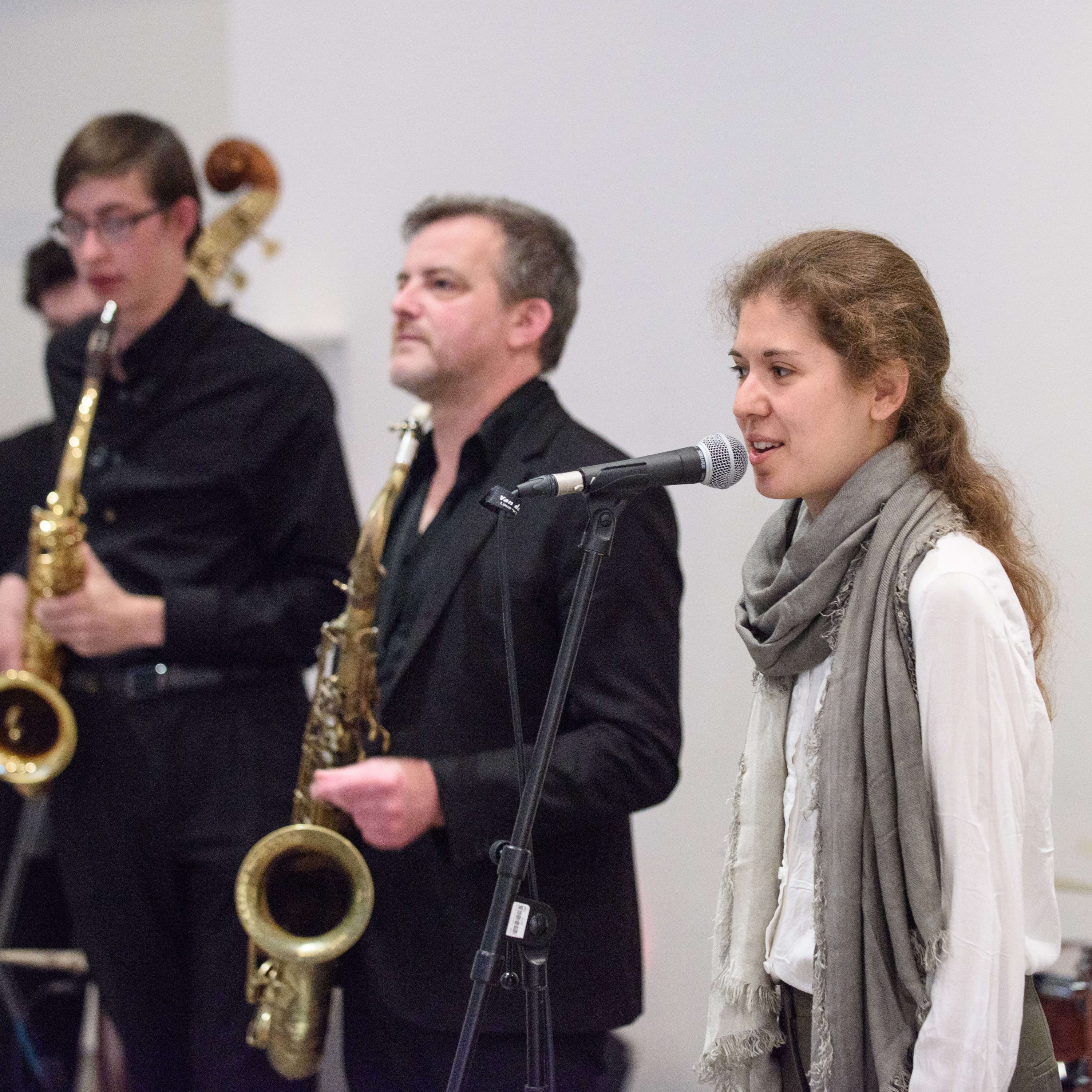 AJ duo · Music Handshake