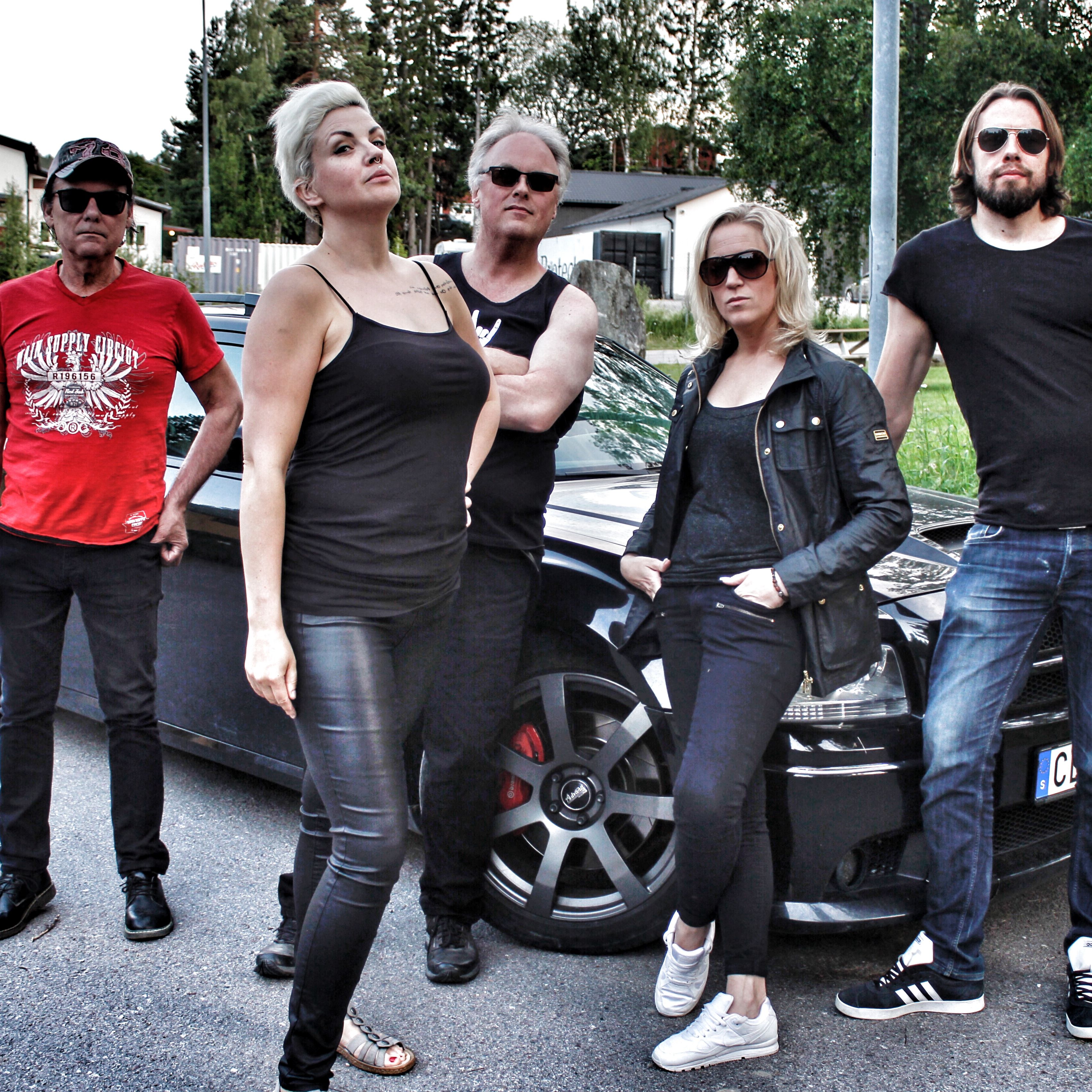 Tornado Tib · Music Handshake