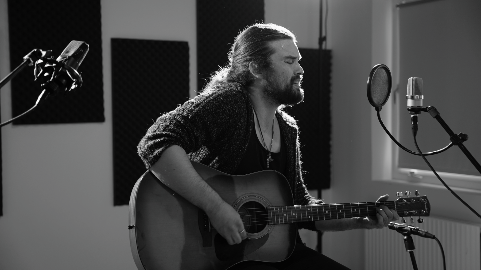 Danjel Mariason · Music Handshake