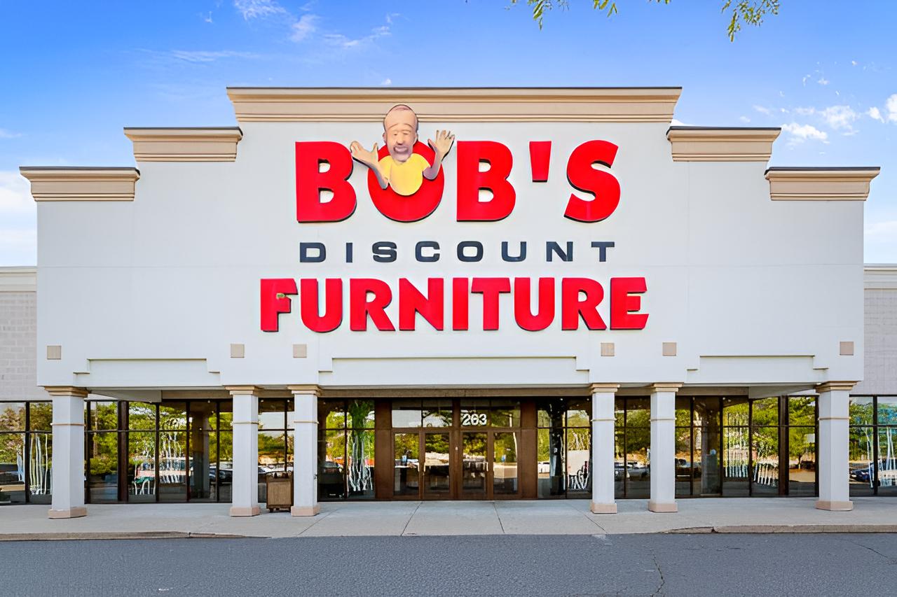Furniture Store in Saugus, MA | Bob's Discount Furniture