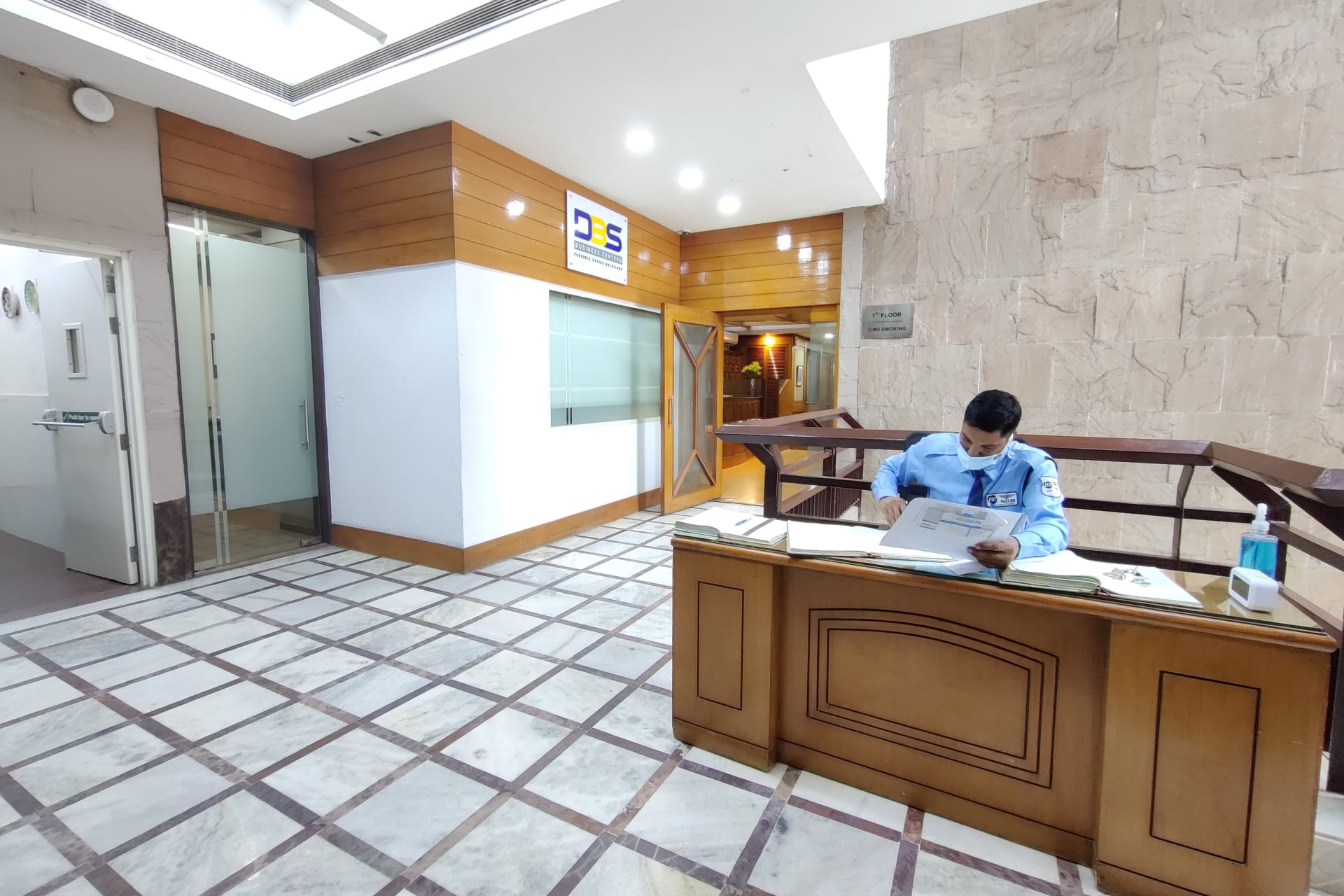 DBS Business Center World Trade Tower - Coworking Space and Shared ...