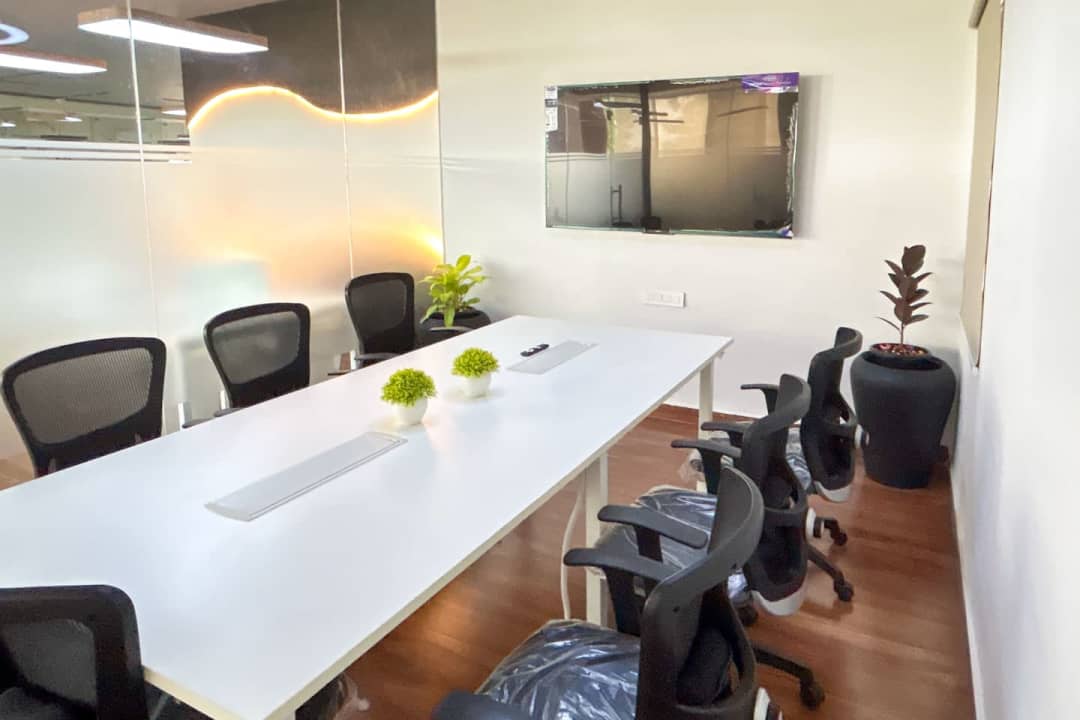 LiftX Co-Works Renault Palace Orchards - Coworking Space and Shared Office Space in CBD ...