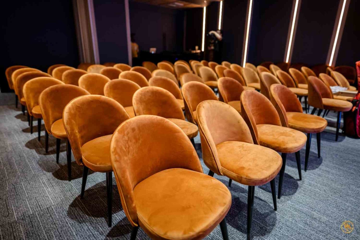 Ofis Square - Iconic Correnthum, Meeting Rooms in Sector 62, Noida ...