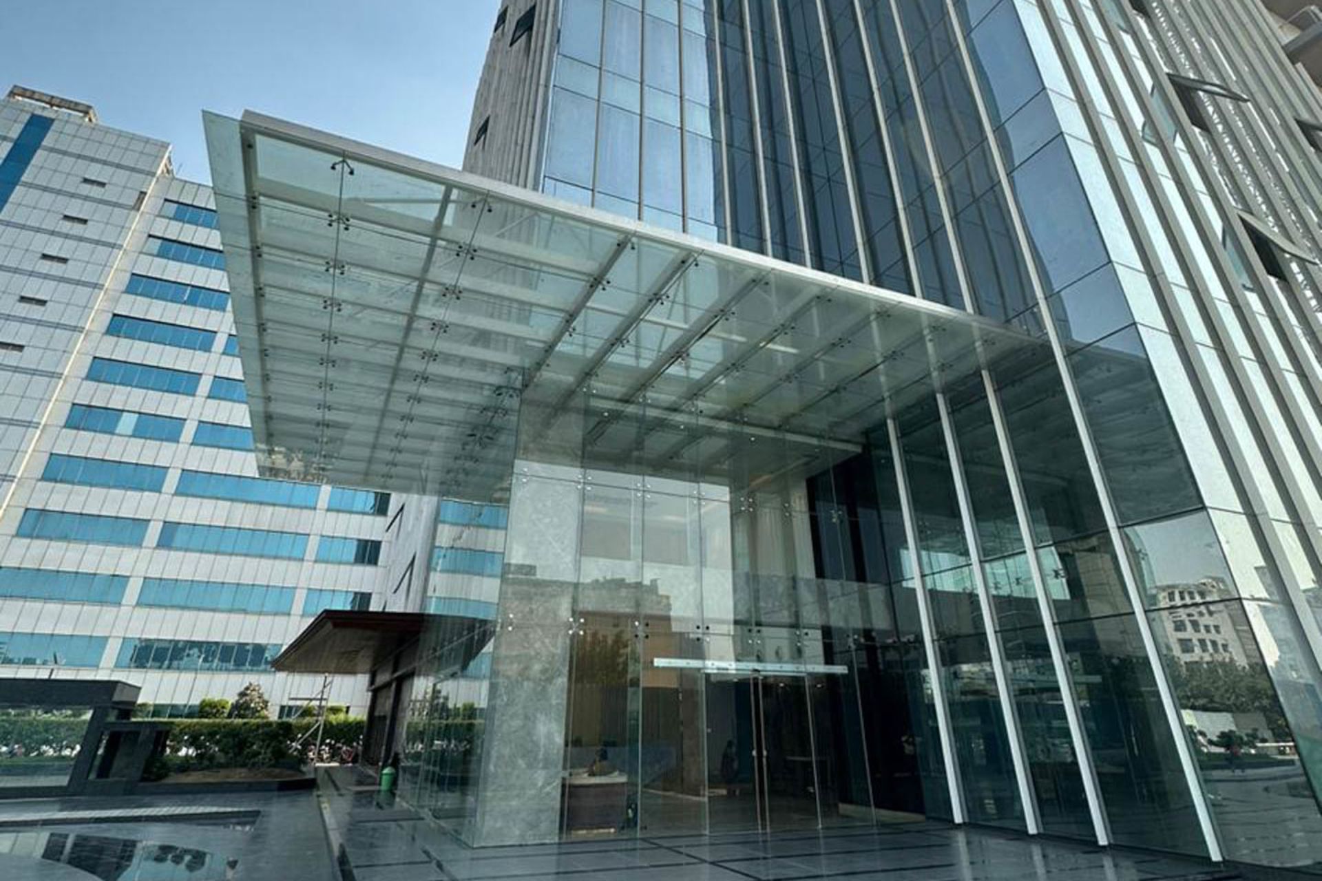 Best Managed Office Spaces in Noida | Rent Serviced Office