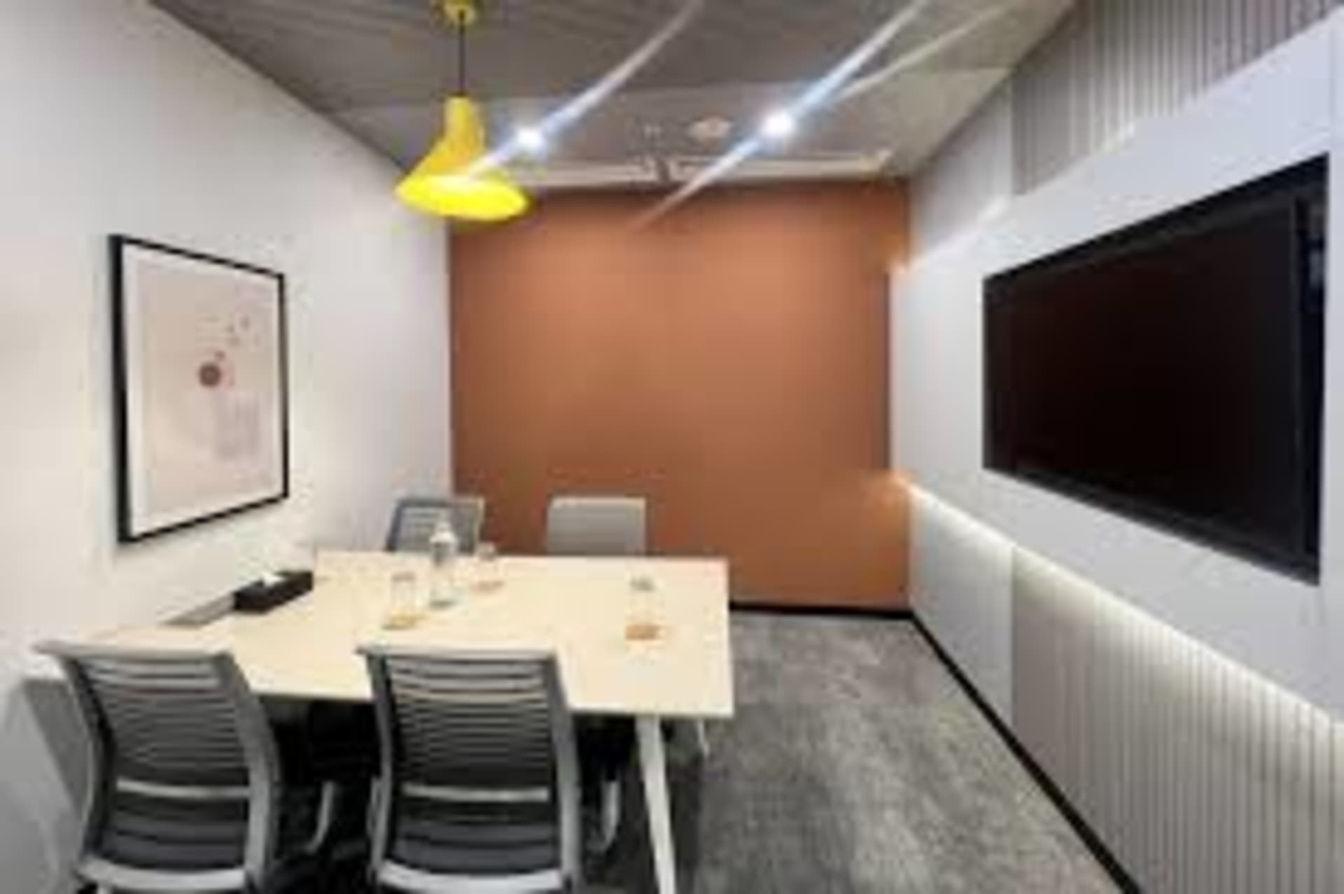Table Space Raheja Mindspace - Coworking Space and Shared Office Space ...