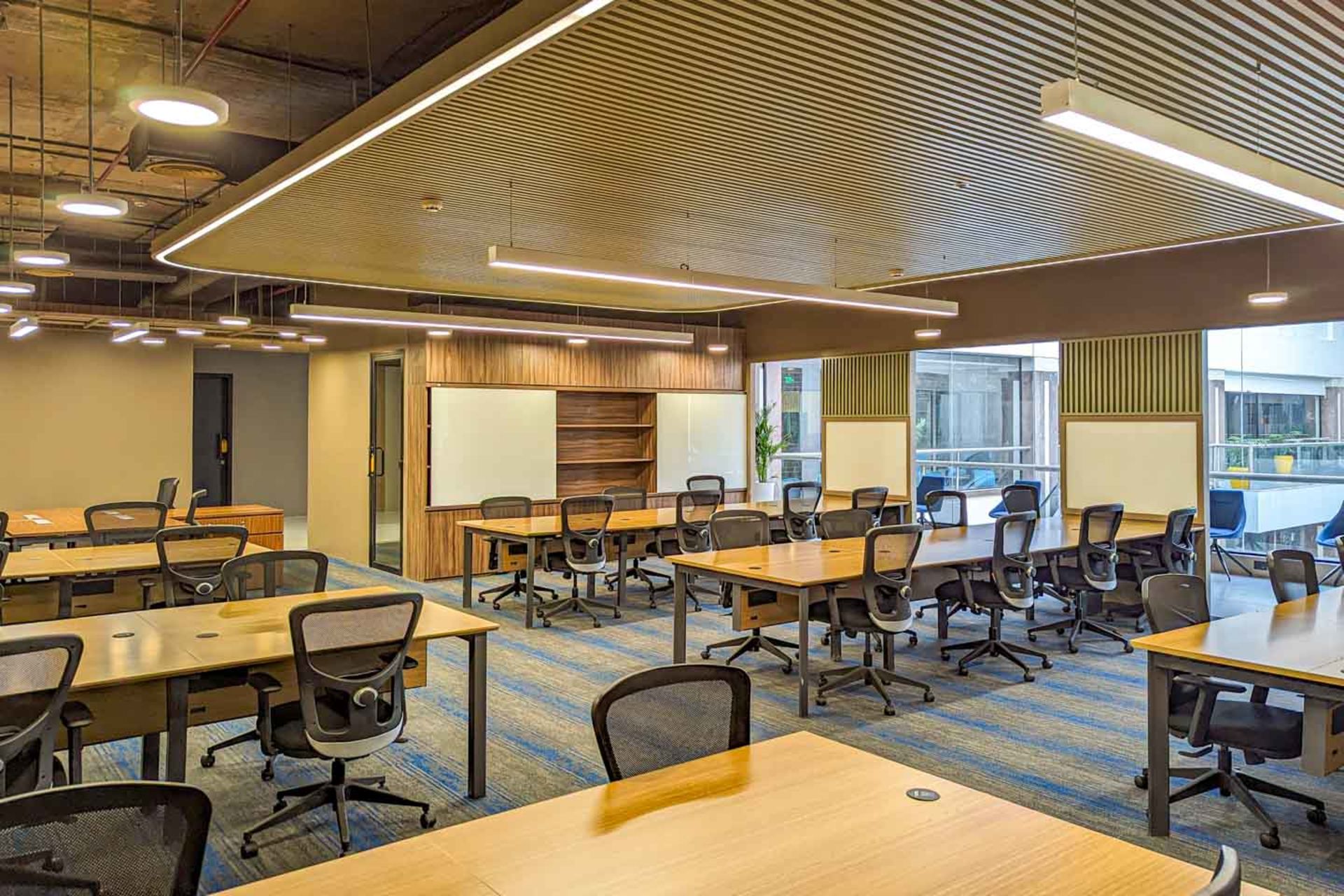 The Circle.Work Omaxe Square - Coworking Space and Shared Office Space ...