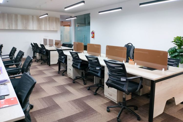 Executive Spaces Rustomjee - A Wing - Coworking & Shared Office Space ...