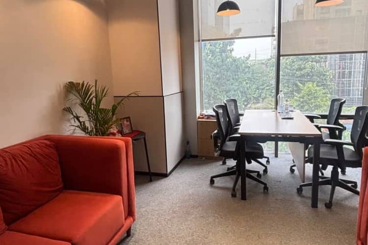 Ofis Square Iconic Correnthum at INR 400/day - Coworking Space for a ...