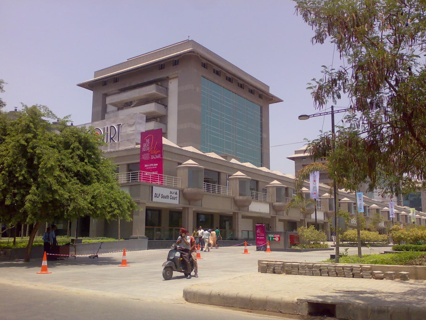 Dlf South Court Saket, Delhi - 26875 sq.ft. | Commercial Office for ...