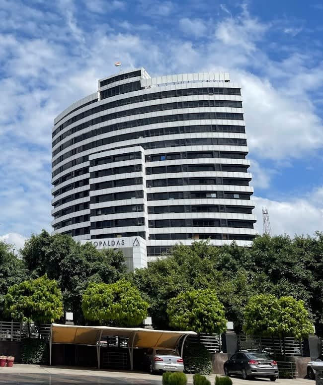 Commercial Office Space for Rent / Lease in Connaught Place Delhi