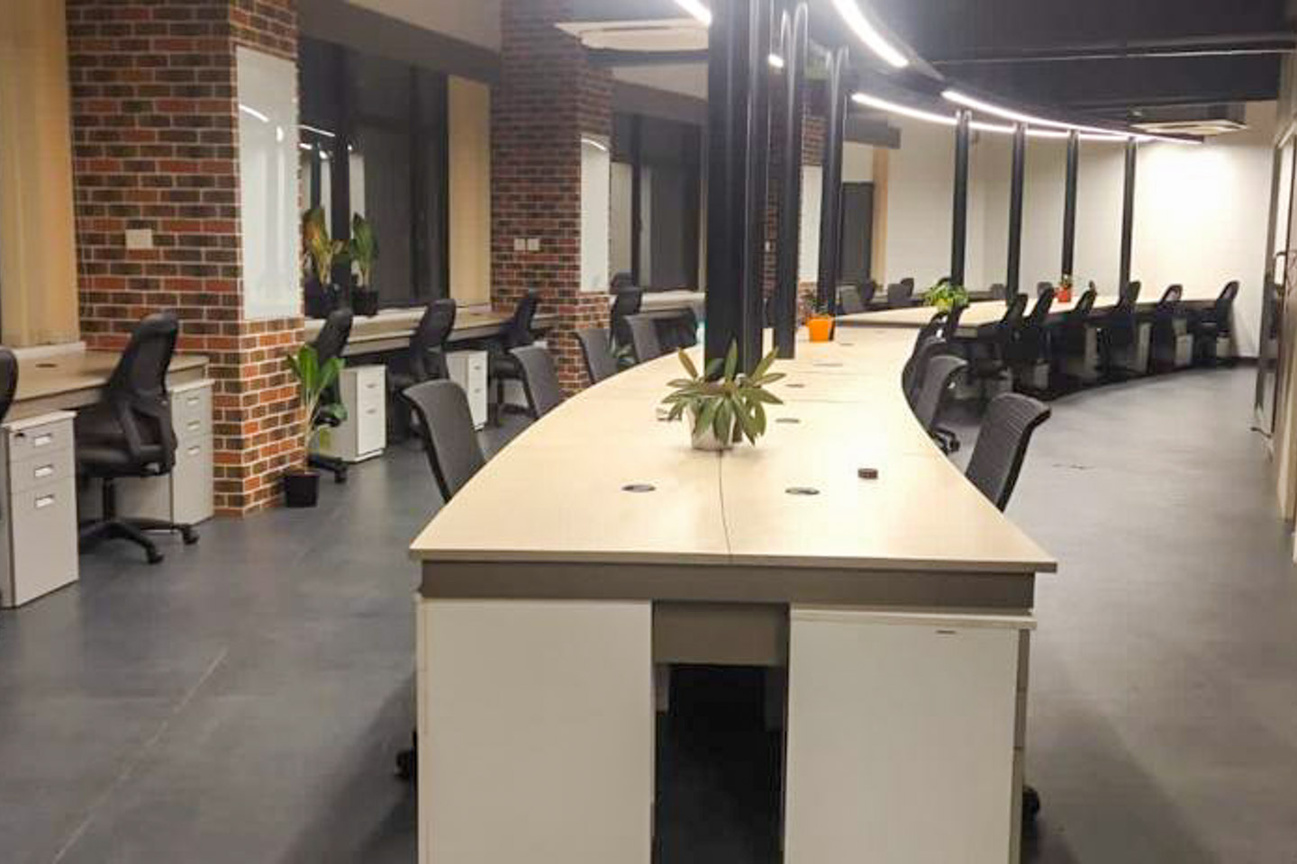 Quest Offices Vayudooth Chambers Arvind Corporate - Coworking Space and ...