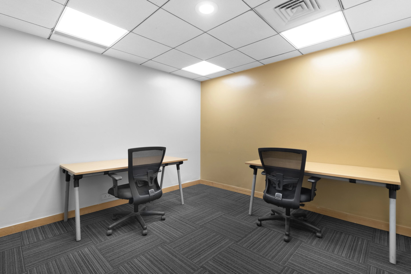 Regus Raheja Towers - Coworking Space and Shared Office Space in ...