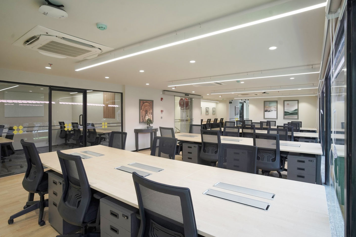 Venture X - Coworking Space and Shared Office Space in Huda City Centre ...
