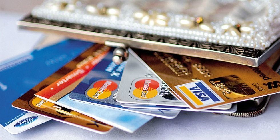 How many credit cards one should hold?? - MyMoneySouq Financial Blog