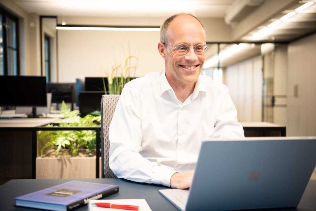 Personskade etter bilulykke: dette sier advokat | NAF