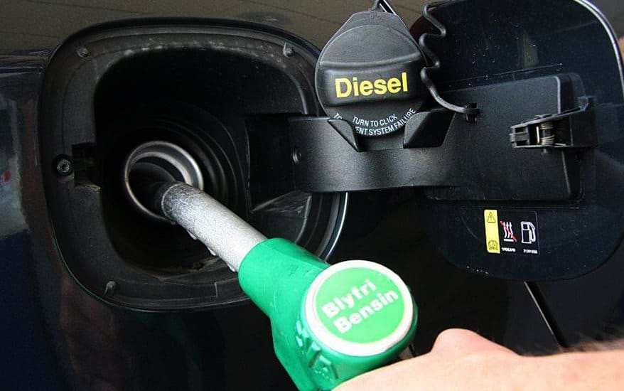 Bensin på dieselbil, hva skal jeg gjøre? | NAF