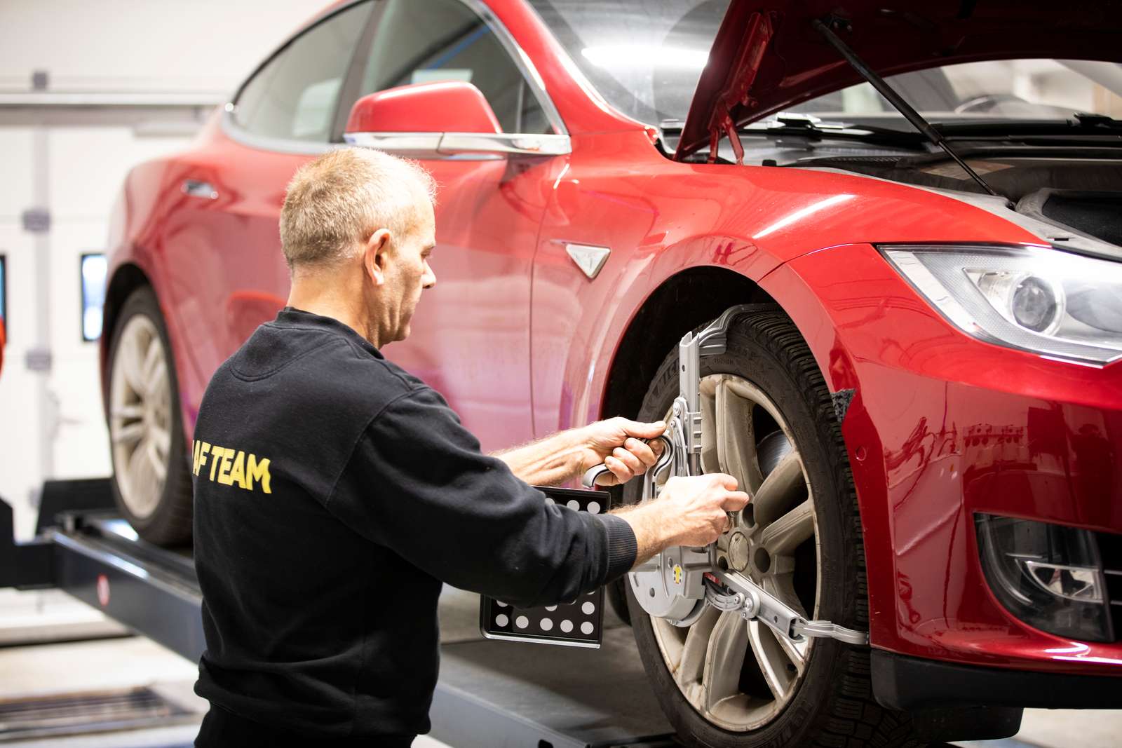 Hvor ofte må man egentlig ha service på bil? | NAF