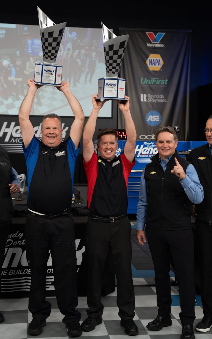 Emerick, Flake win Randy Dorton Hendrick Engine Builder Showdown on ...