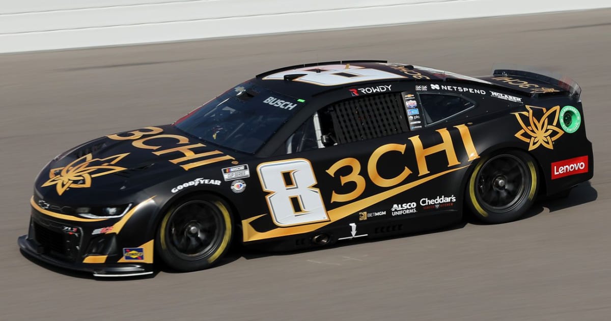 Kyle Busch Snags Cup Pole at World Wide Technology Raceway