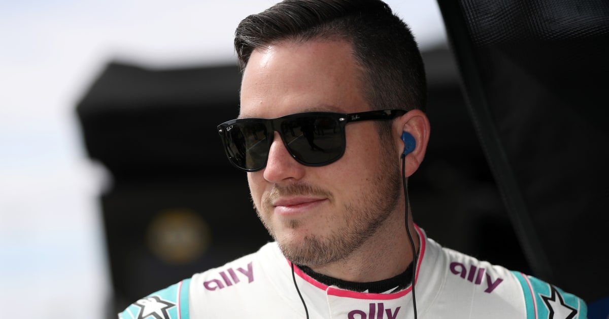 Bowman to lead the field to green at Richmond