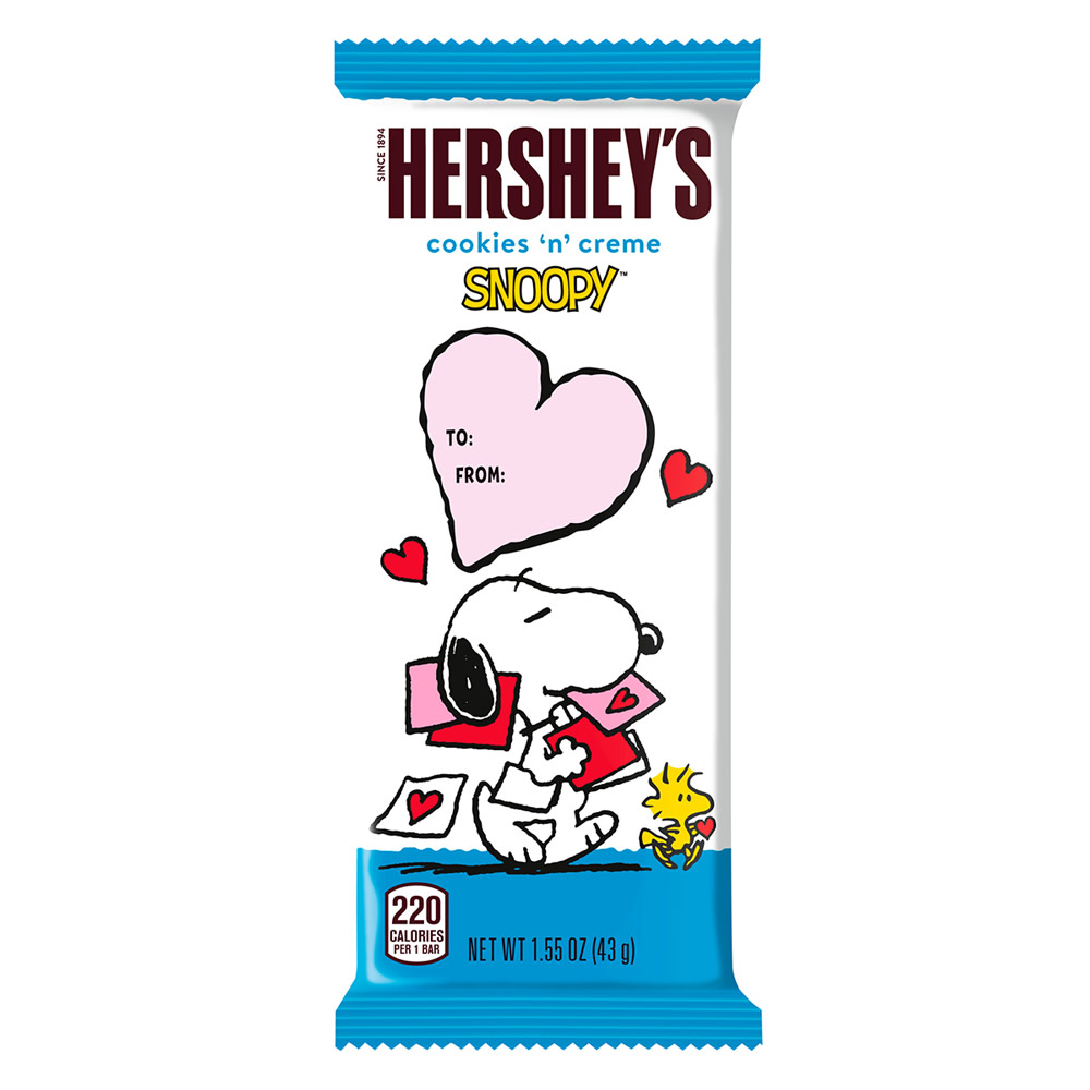 Snoopy Hershey's Cookies 'n' Creme Bar | Nassau Candy