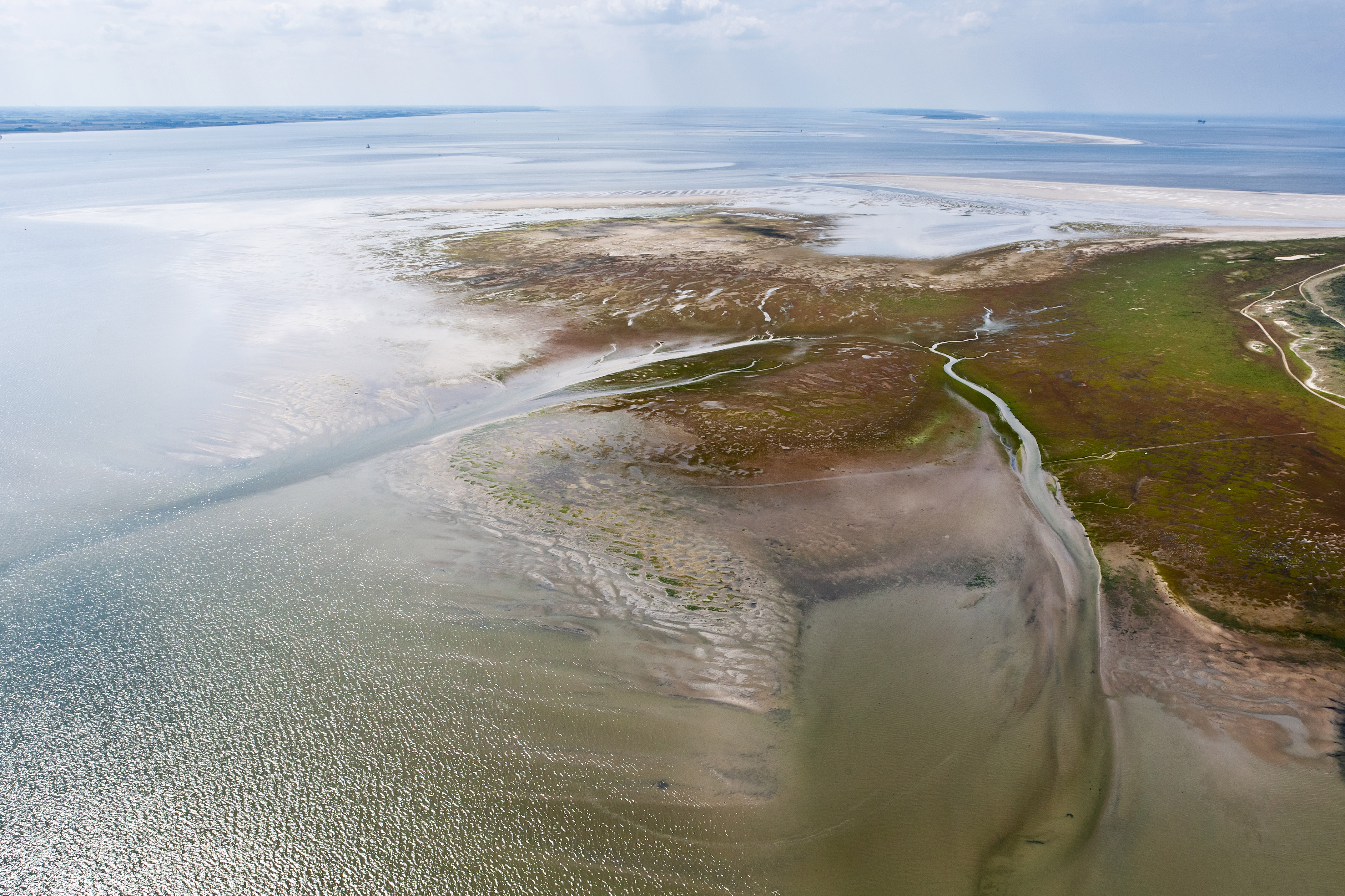Oefening oliebestrijding Waddenzee | Natuurmonumenten
