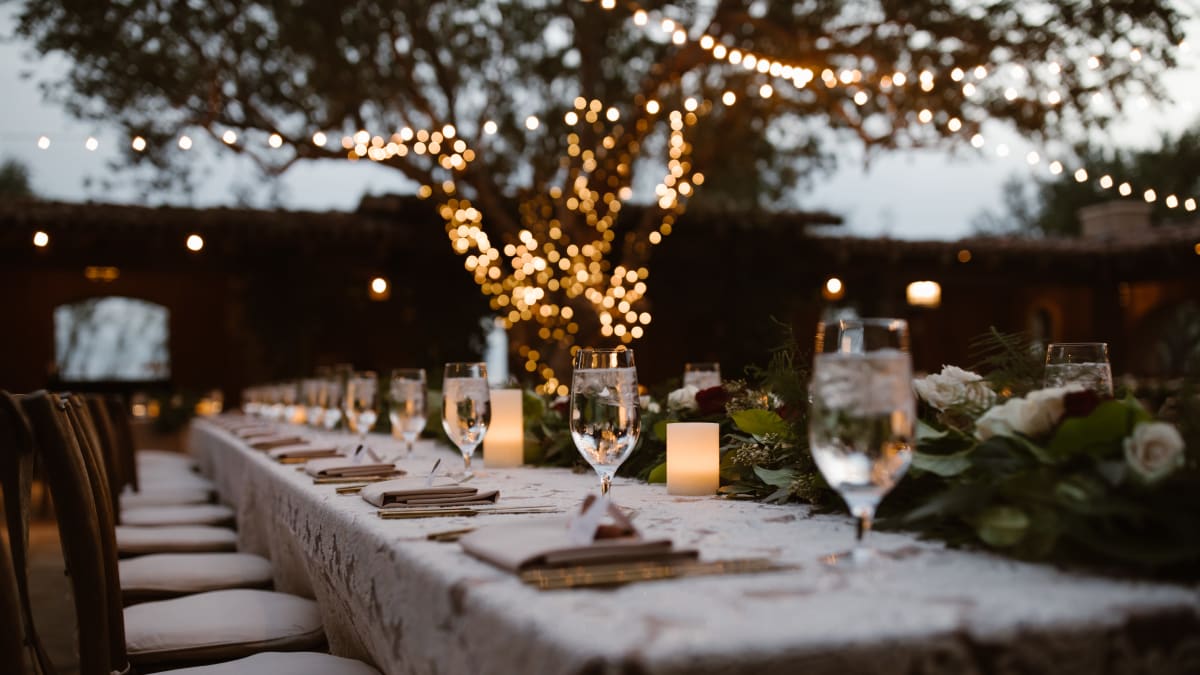 Al fresco Restaurants & Dining: Outdoor Eating in Vegas | Neon Feast