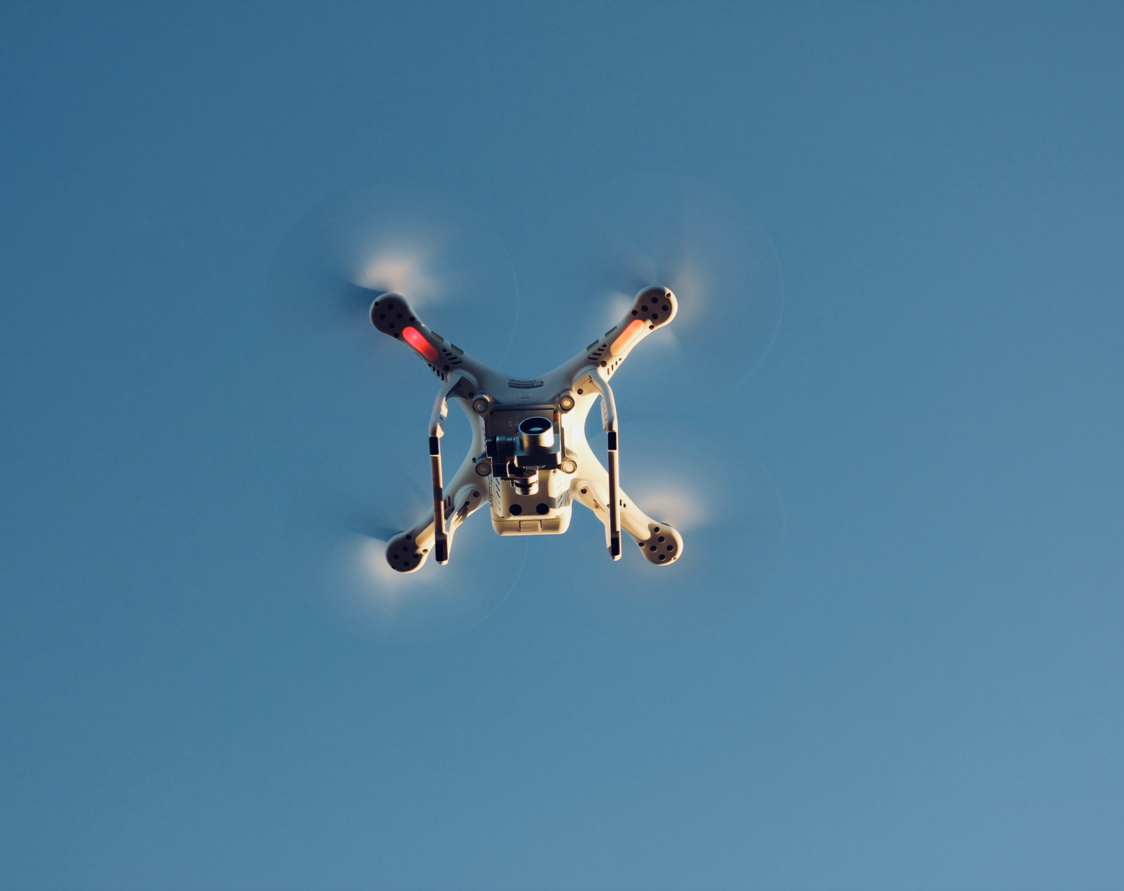 Delta Insurance | Products | UAV Operators Insurance