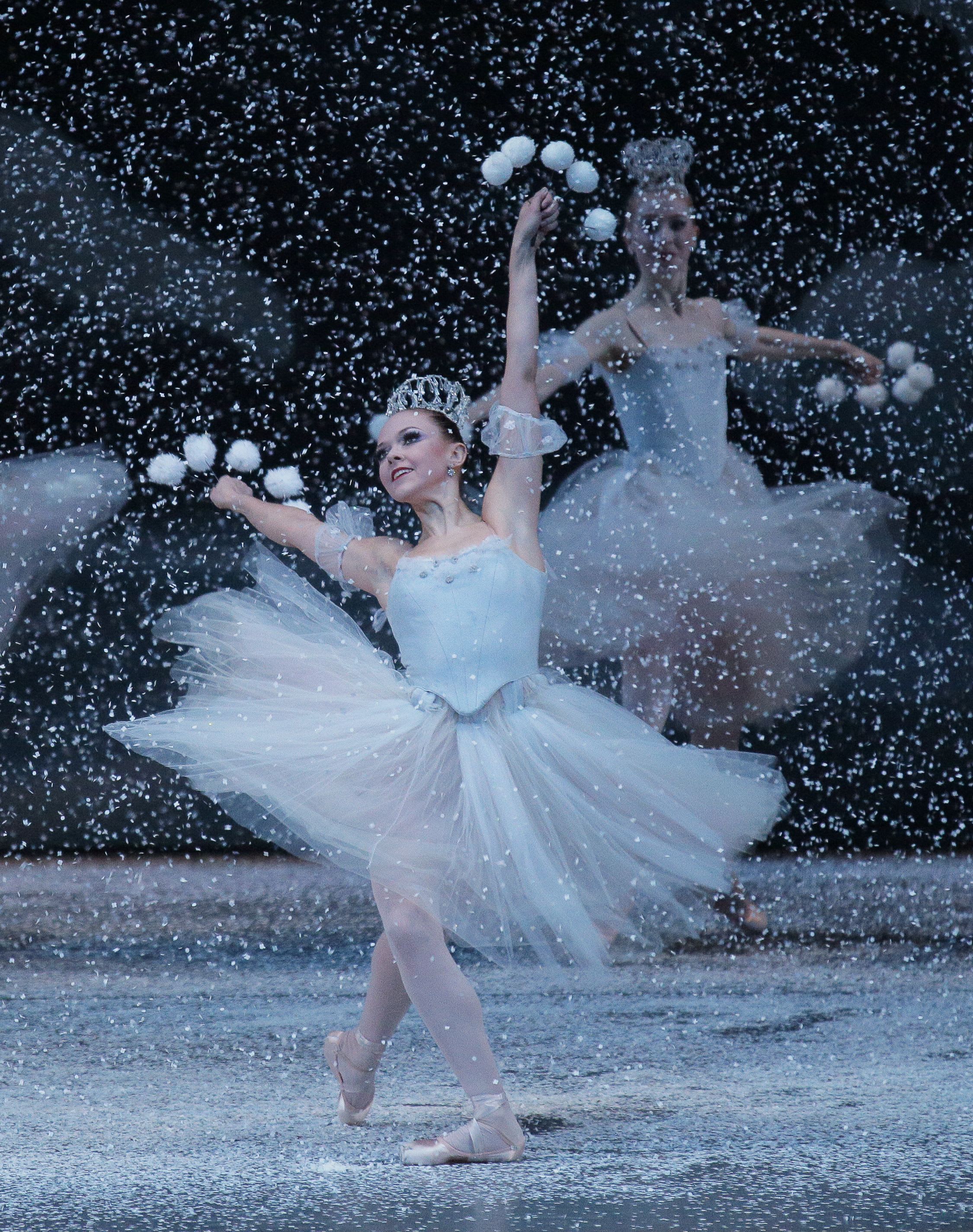 NYCB Artists Look Back on Their Favorite Backstage Traditions | New ...