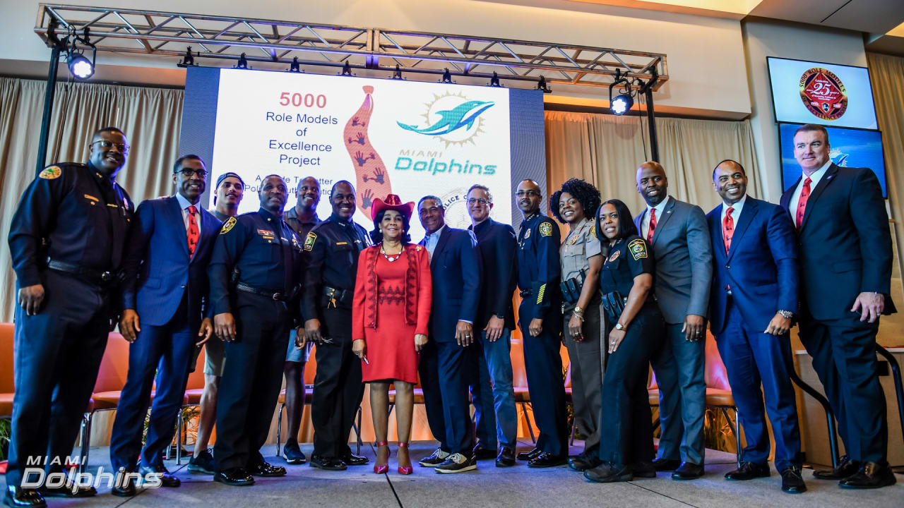 Stephen Ross and 5000 Role Models of Excellence Project Announce Long ...