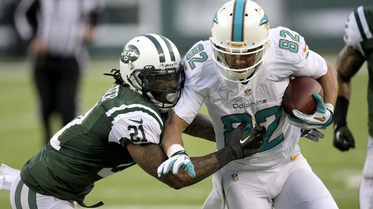 Regular Season Week 13: Jets vs. Dolphins Photos