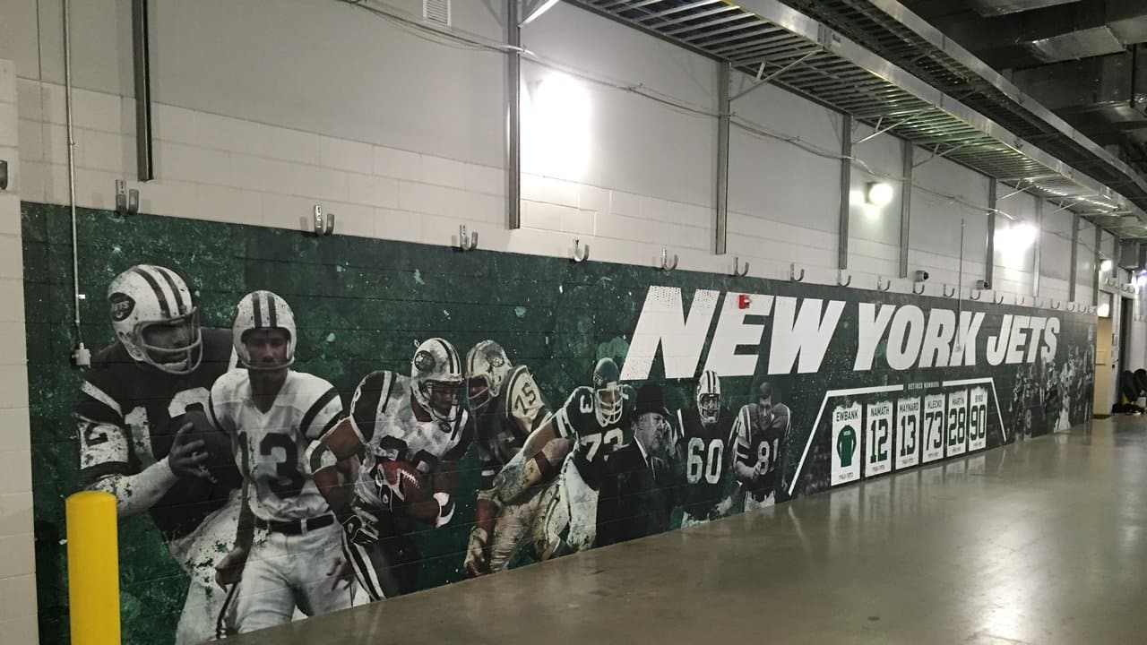 Jets Locker Room Gets a Facelift