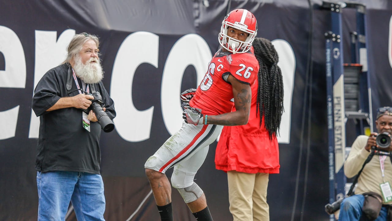 Patriots draft WR Malcolm Mitchell
