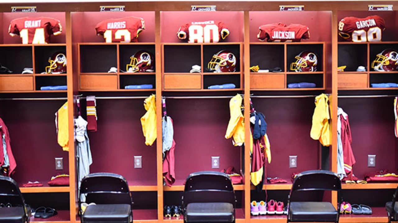 PHOTOS: Redskins Set Up Locker Room For Giants Game