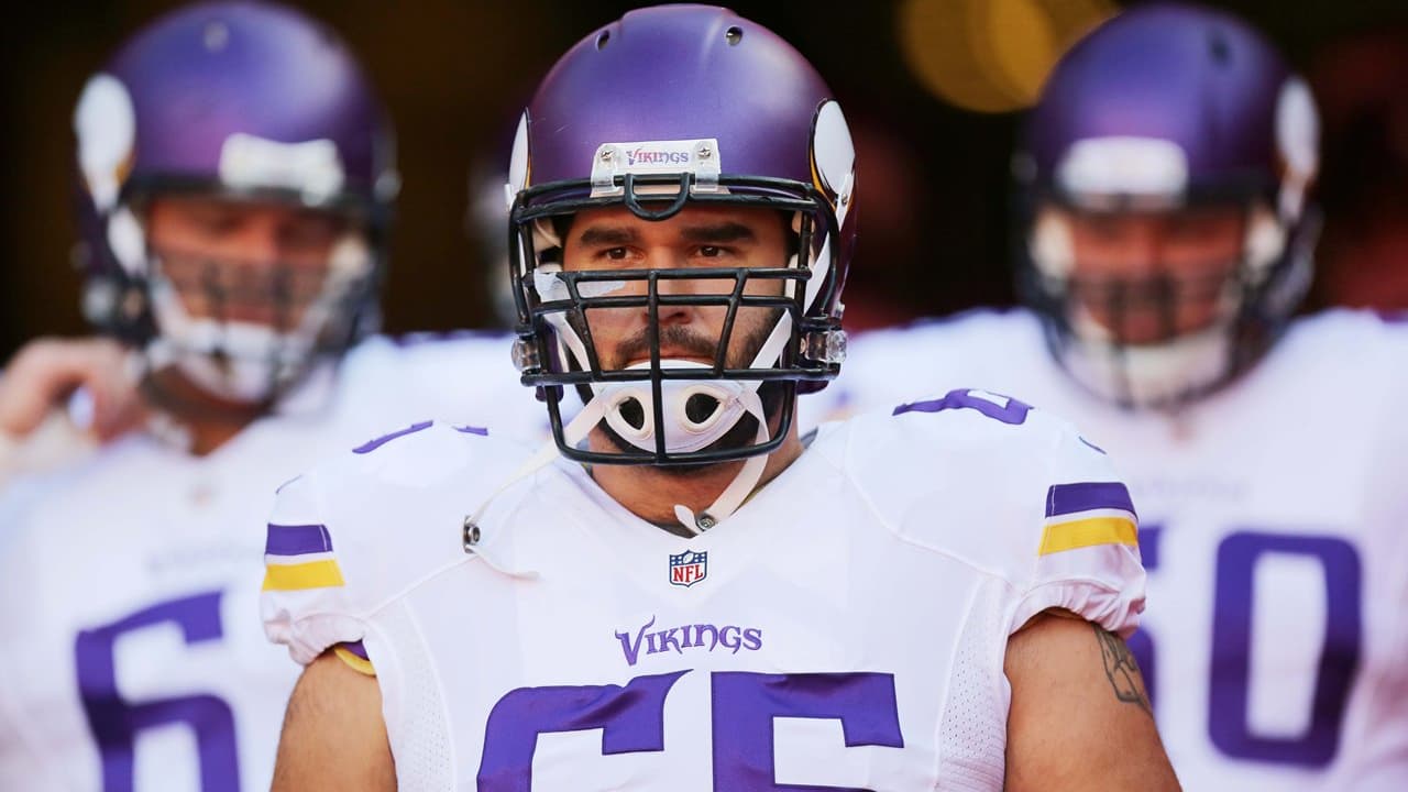 Redskins Sign Center John Sullivan