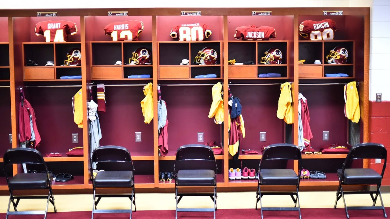 Redskins Set Up Locker Room For Giants Game