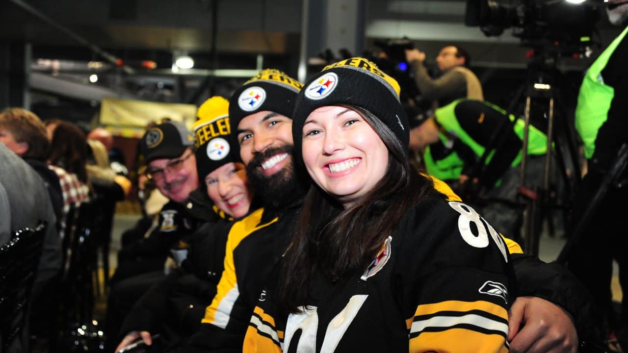 PHOTOS: Steelers Nation Unite on Sunday Night Football