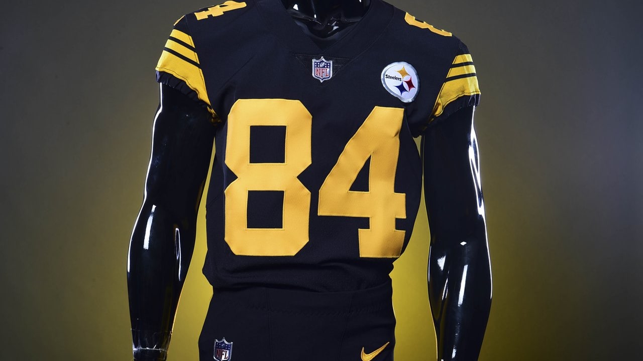 PHOTOS: 2016 Color Rush Uniform