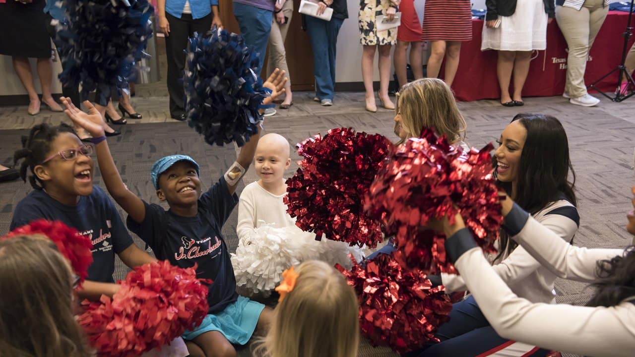 HTC host Jr. Cheer mini-camp