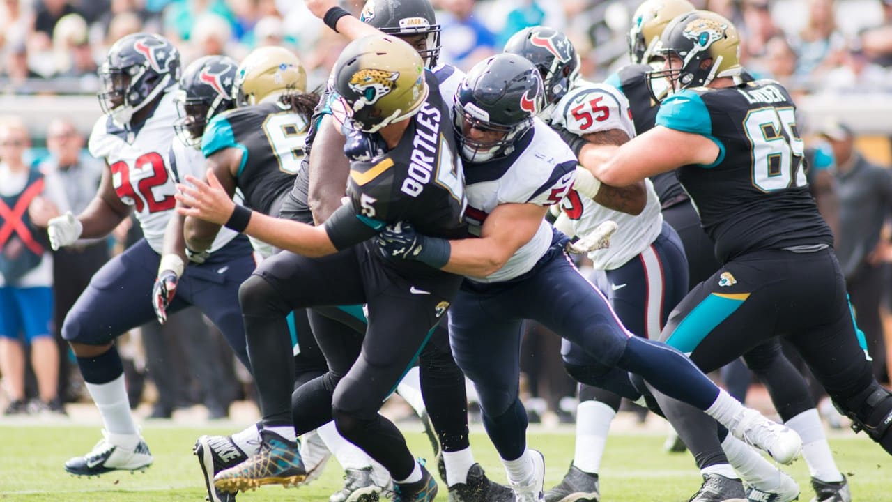 PHOTOS: LB Brian Cushing