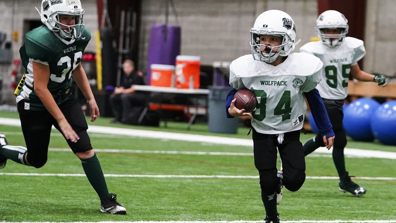 Vikings Host Youth Football Tackle Bar Tournament