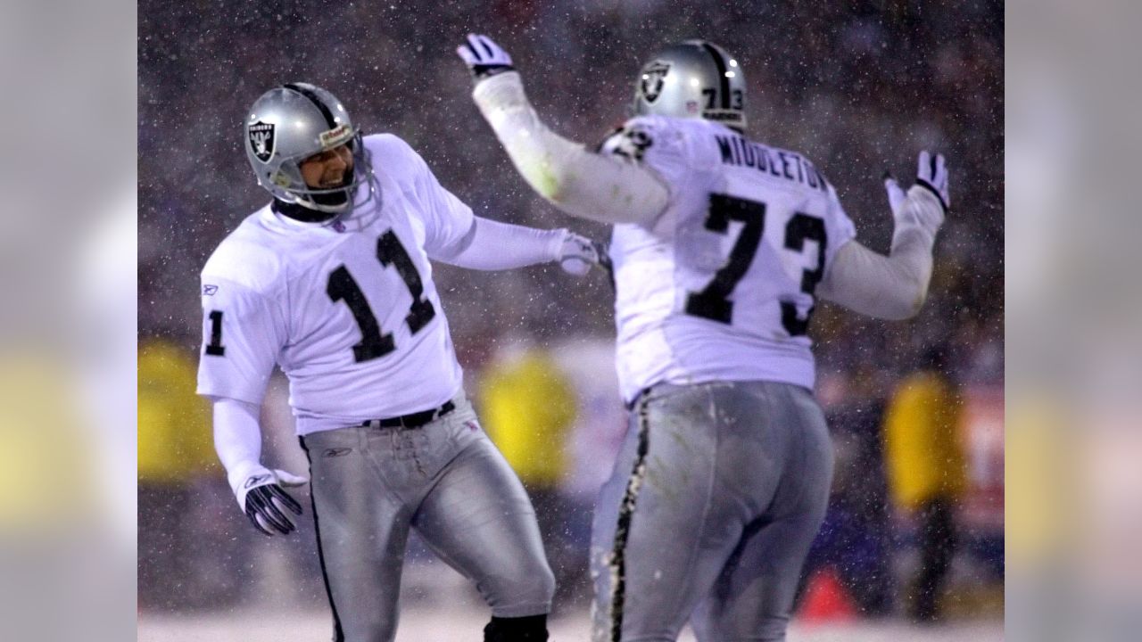 Seahawks Sign Kicker Sebastian Janikowski