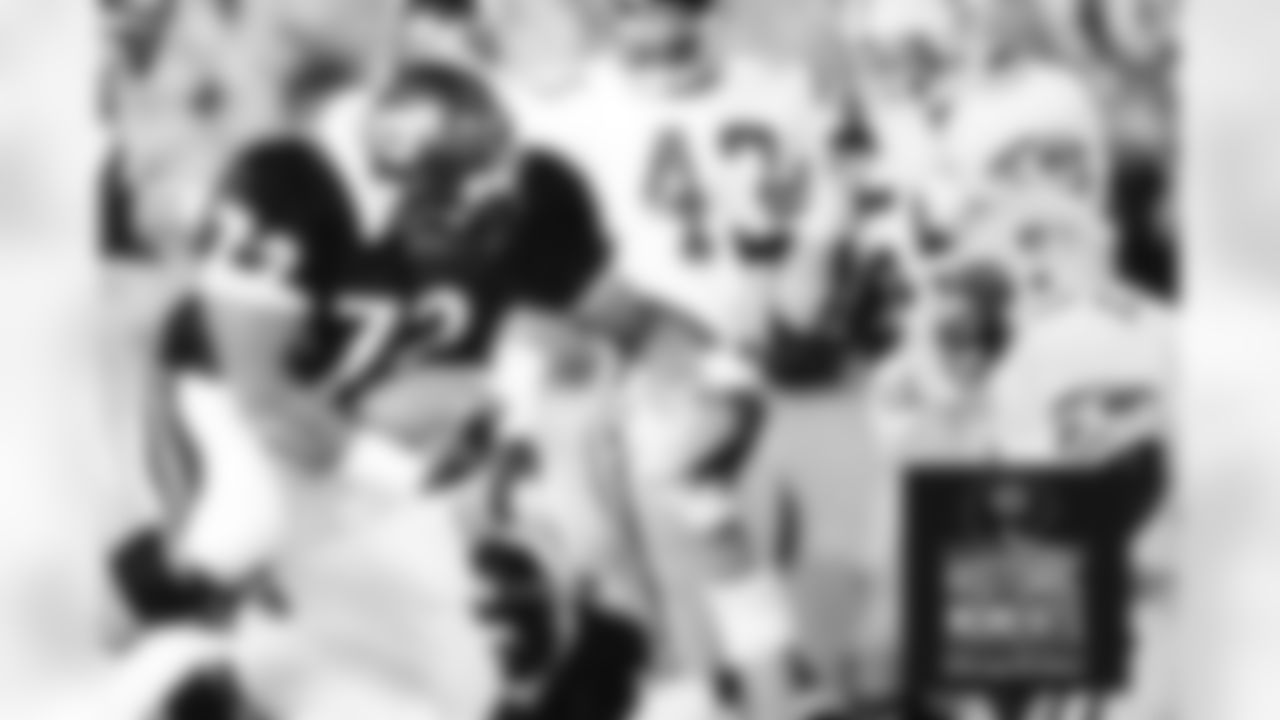 Historic Moments: Perry's first TD run