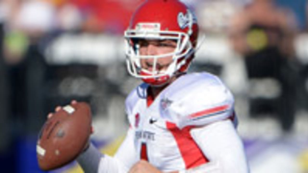 Fresno State QB Derek Carr undone by USC pressure